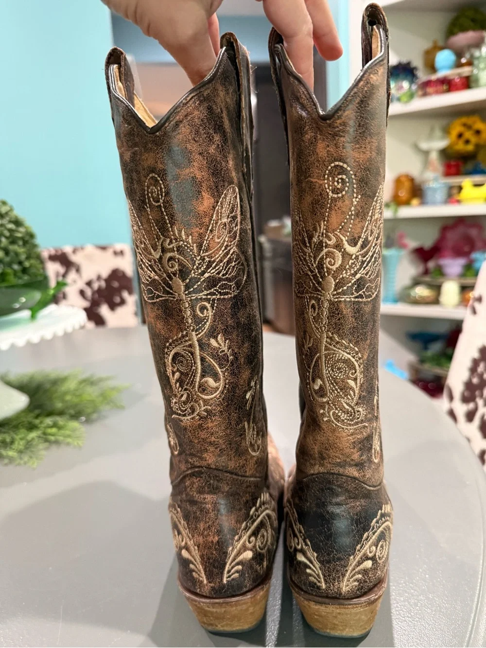 Circle G | Shoes | Circle G Brown Distressed Embroidered Leather Cowboy ...